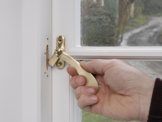 Julian Cassell's DIY Blog » Blog Archive Changing a mortice window ...