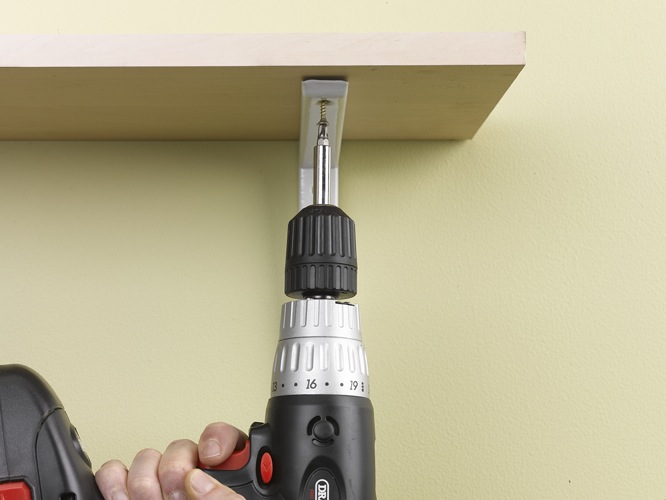 Julian Cassell's DIY Blog » Blog Archive Fitting a bracket shelf - HOW ...
